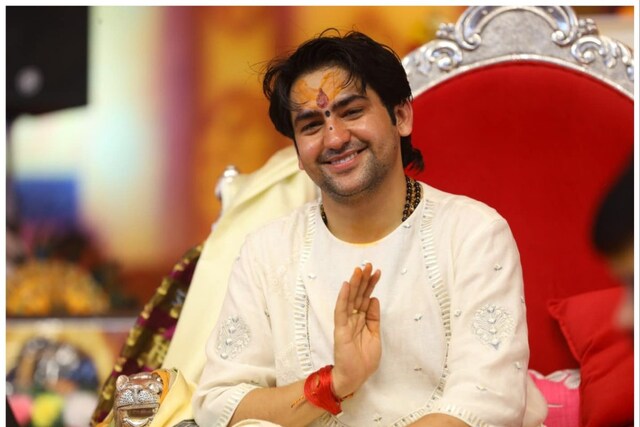 Traffic Advisory in East Delhi's Karkardooma in View of Dhirendra ...