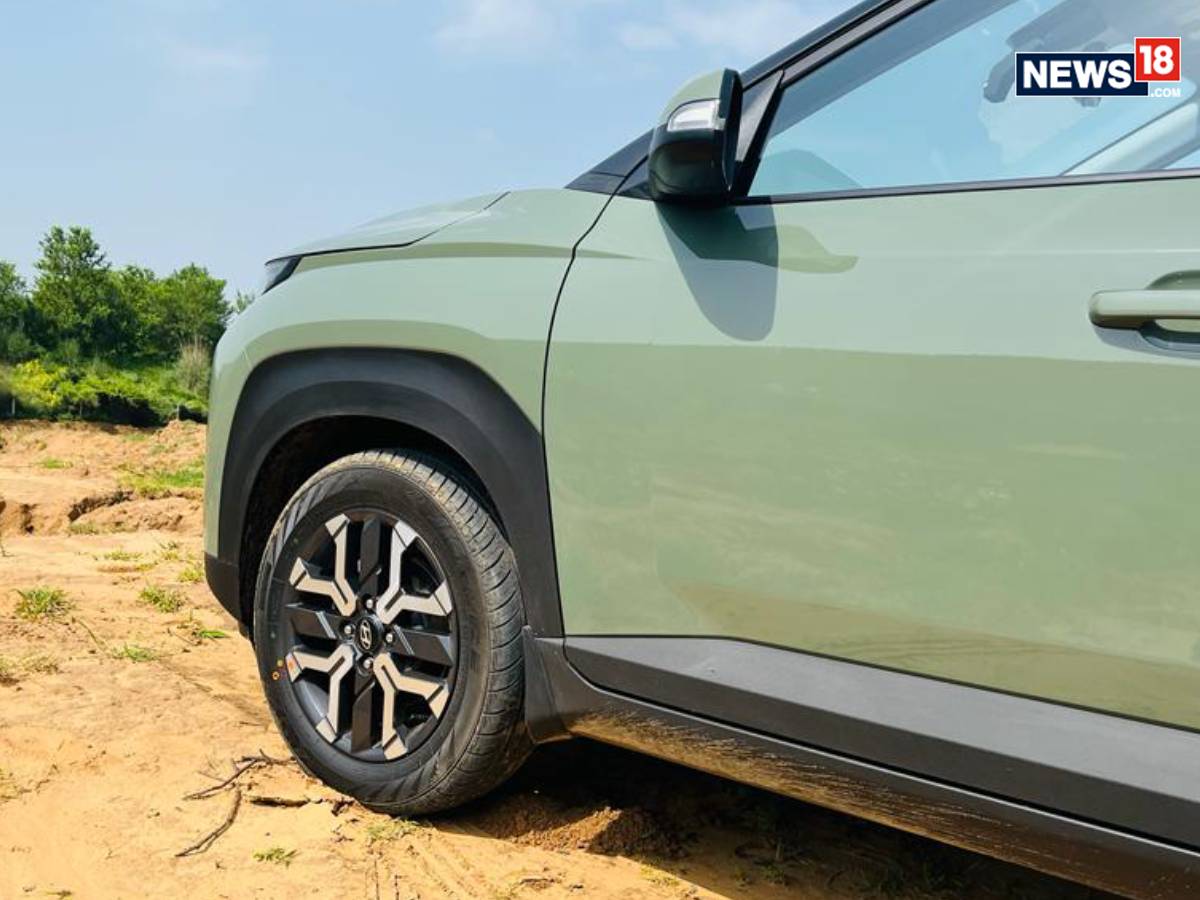 Hyundai Exter First Drive in Pics: See Design, Features, Interior and ...