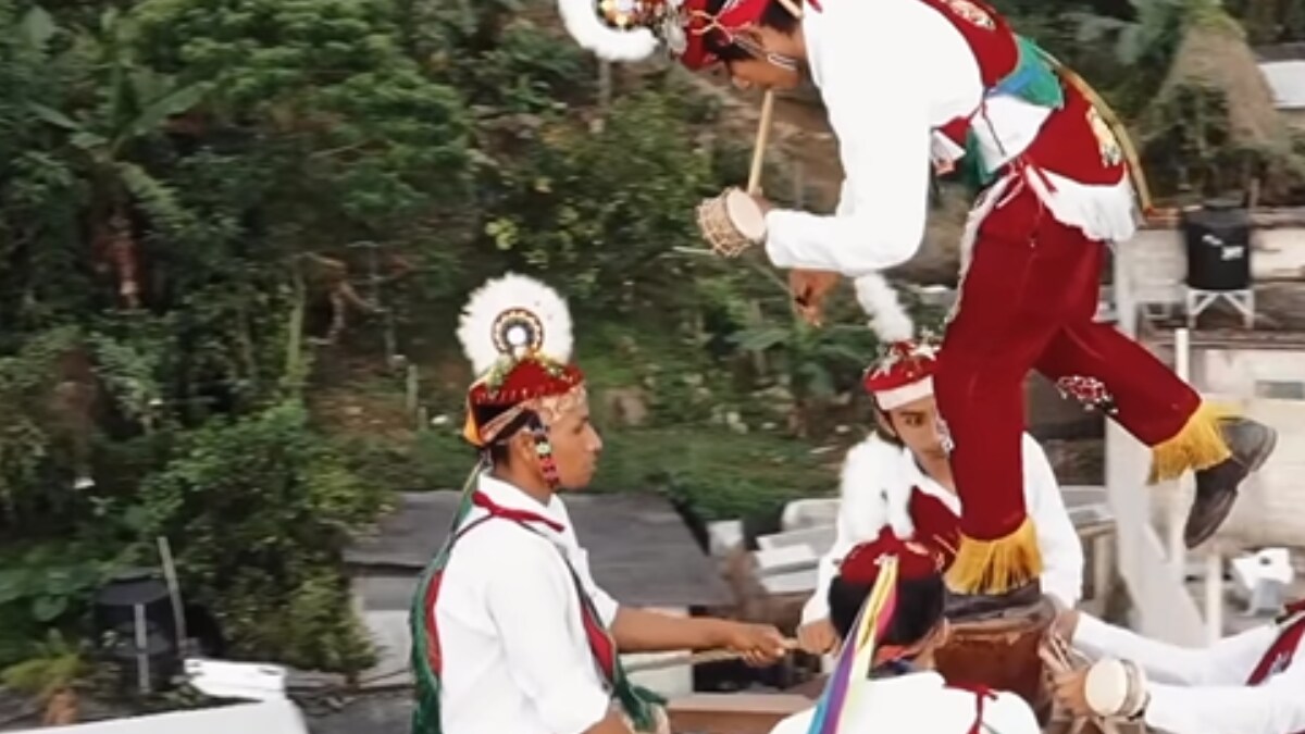 Mexico’s 600-Year-Old Flying Dance Is A Visual Treat | Viral News - News18