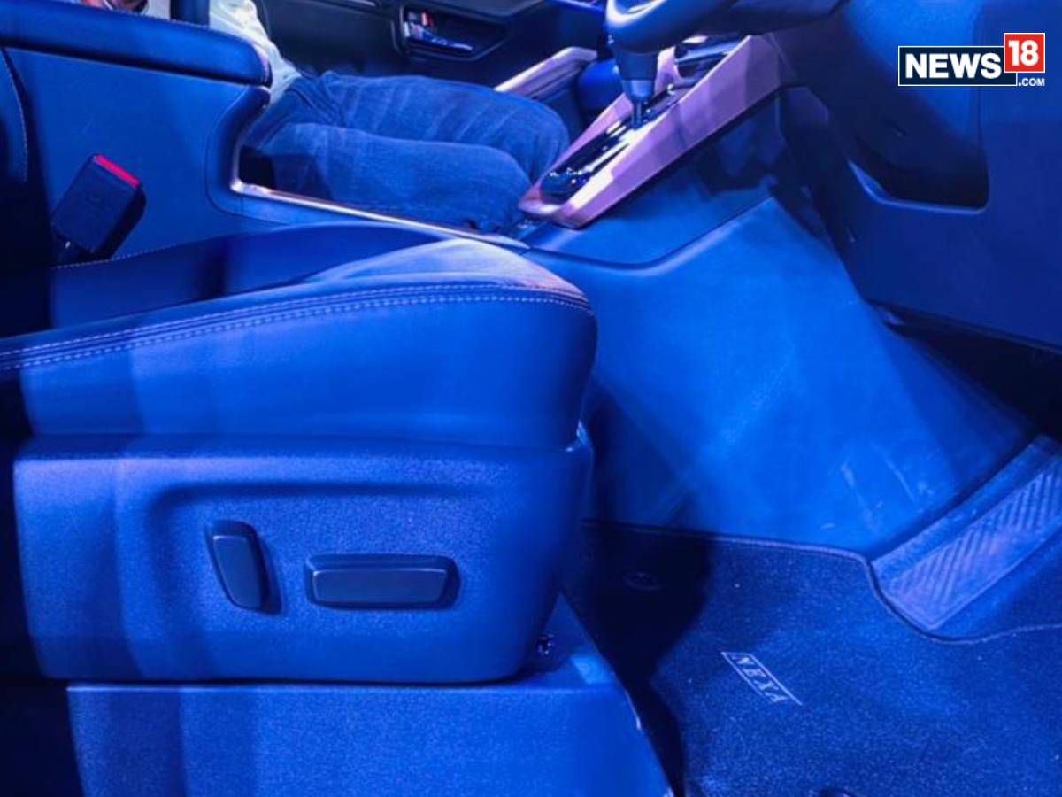 Maruti Suzuki Invicto MPV in Pics: See Design, Features, Interior and ...