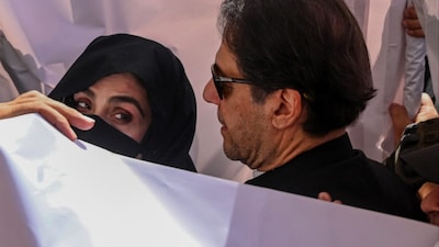 Former Pakistan PM Imran Khan, Wife Bushra Bibi Sentenced to 14 Years in Toshakhana Case | World ...
