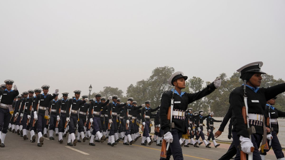 Indian Navy Ditches Colonial Tradition for 'Amrit Kaal', Ends Baton ...