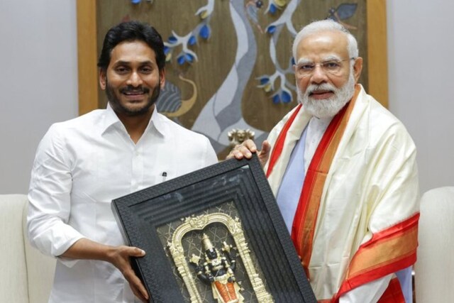 Andhra CM Jagan Reddy Meets PM Modi, Shah and Sitharaman Over Pending State Issues - News18
