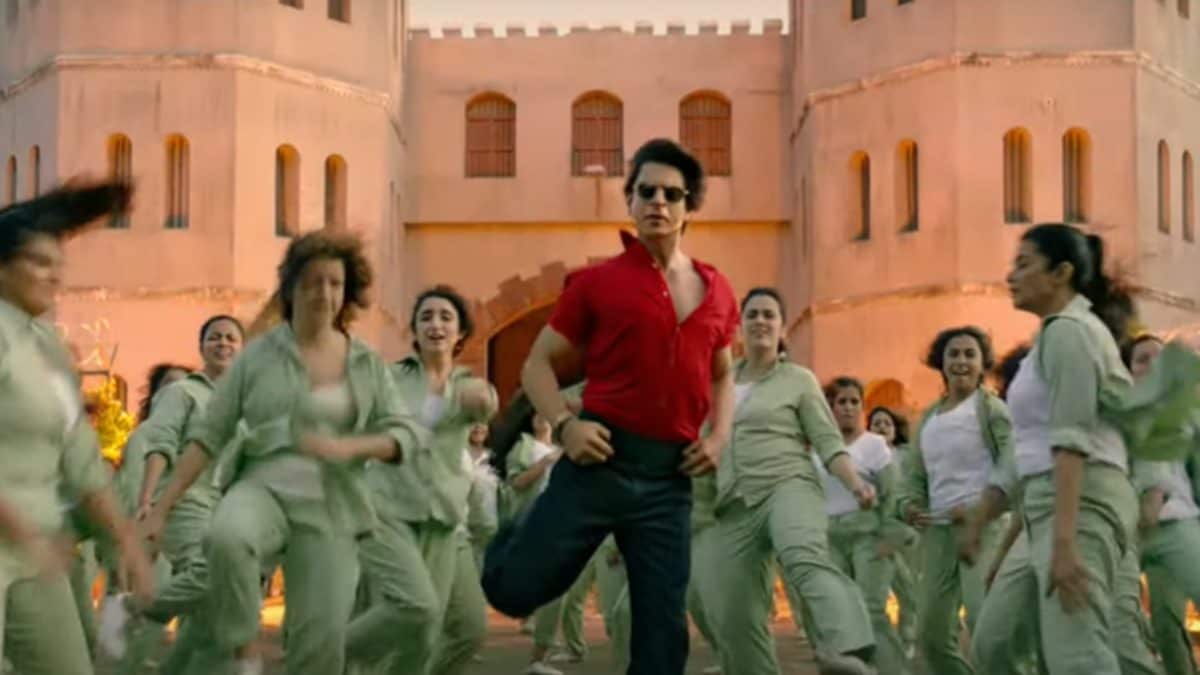 Zinda Banda BTS: SRK Brings His Inimitable Energy To Jawan Sets, Lip ...