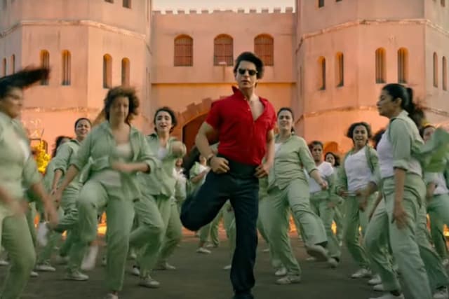Jawan Song Zinda Banda: Shah Rukh Khan Delivers a Dance Anthem With ...