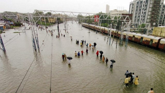 Mumbai Rain: 18 Years On, July 26 Floods Still Evoke Horrors of Monsoon ...