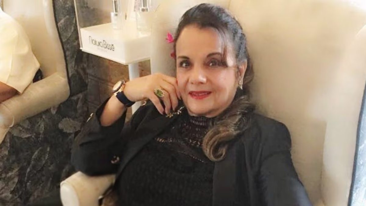 Mumtaz Turns 76: Best Movies and Evergreen Songs of the Veteran Actress ...