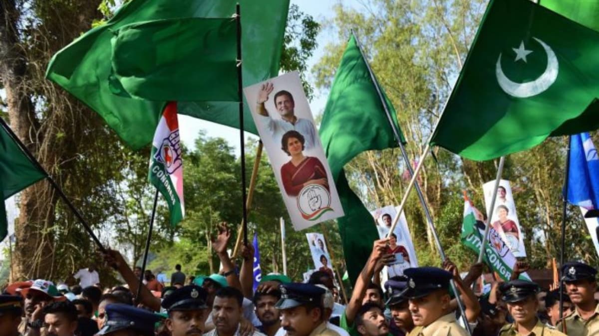 'Hang You in Front of Temples & Burn You': Slogans by Muslim League at ...