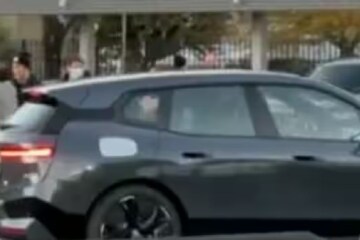 Watch: Video of BMW Car Changing Colour on Road Goes Viral, Here's How ...