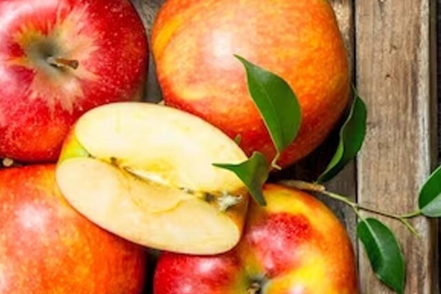 Salt Water Solution To Honey, 4 Easy Tricks To Prevent Apples From ...