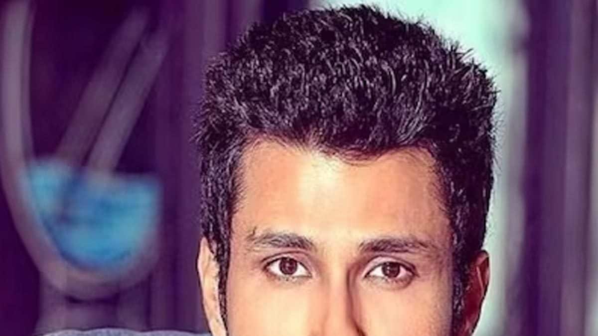 Did You Know This Bollywood Actor Is An IIT Delhi Graduate? | Movies ...