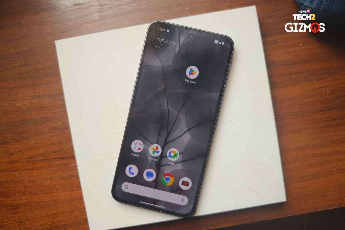 Nothing Phone (2) Is Finally Here, Here’s Our First Look - News18