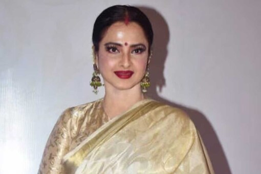 Rekha In Live-In Relationship With Her Secretary? Biographer Denies ...
