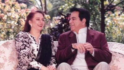 Saira Banu Makes Instagram Debut, Remembers Her 'Kohinoor' Dilip Kumar ...
