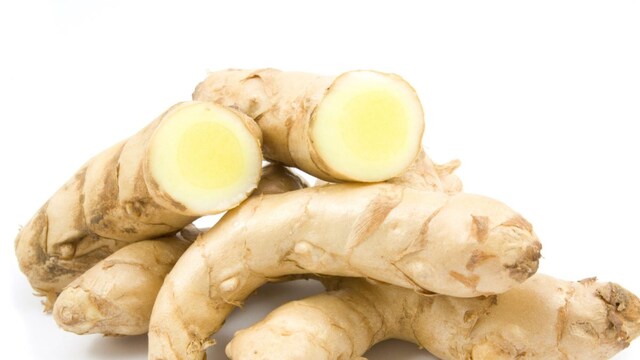 White Haldi: The Elixir For Sensitive Skin | Lifestyle News - News18