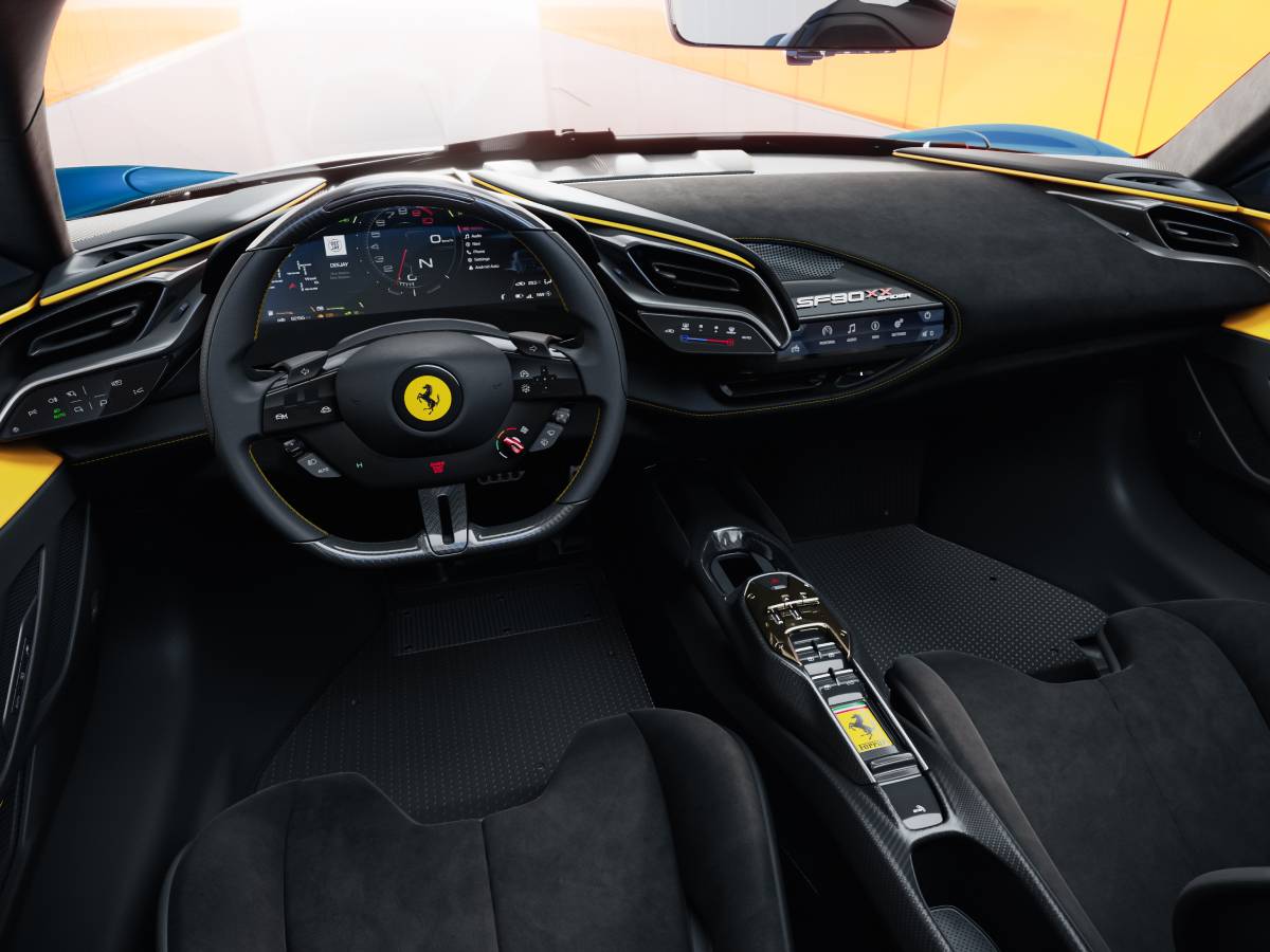 Ferrari SF90 XX Spyder in Pics: See Design, Features, Interior, and ...