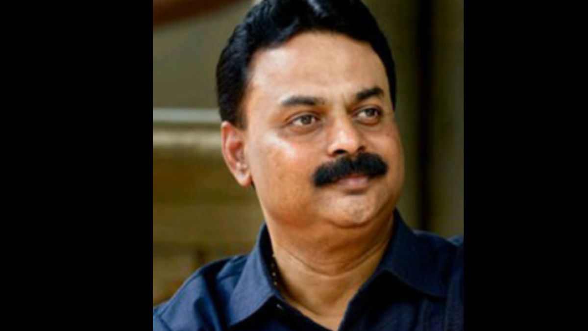 SC Notice Should Expedite Process of Disqualification of Rebel MLAs ...