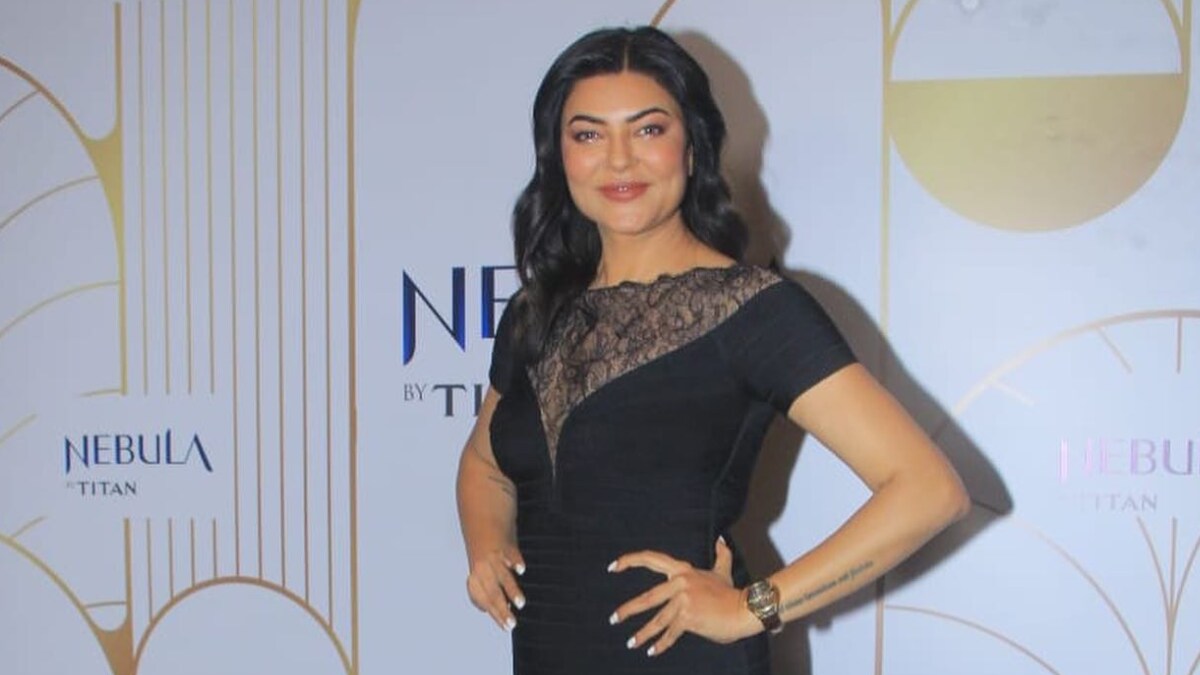 Sushmita Sen, In Black Dress, Takes Glam Show To New Level | Movies ...