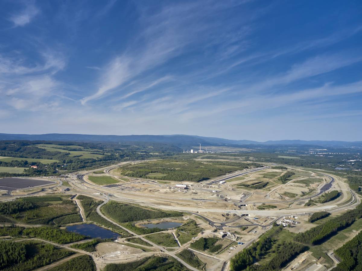 IN PICS: New BMW Test Track for Automated Driving - News18