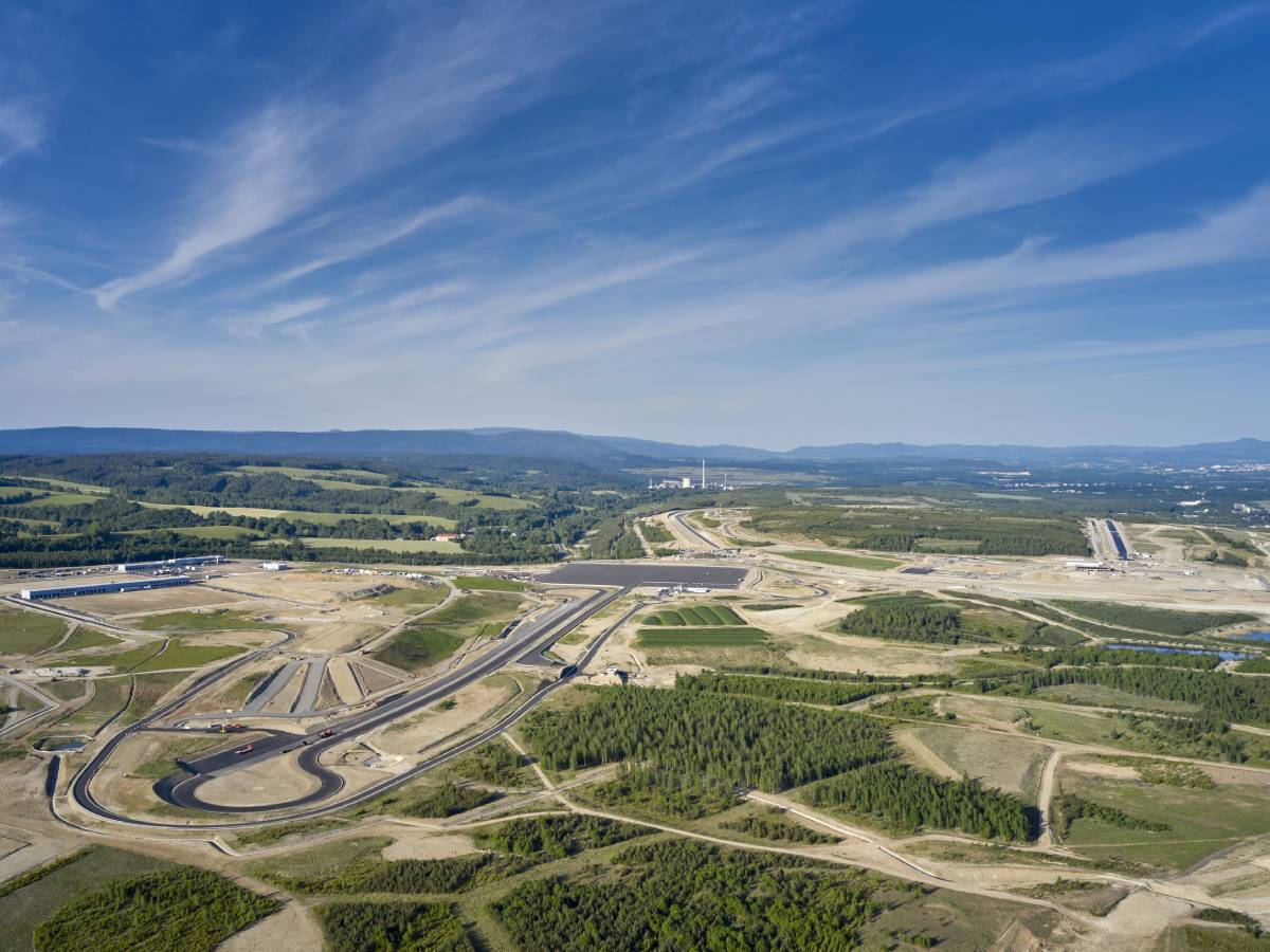 IN PICS: New BMW Test Track for Automated Driving - News18