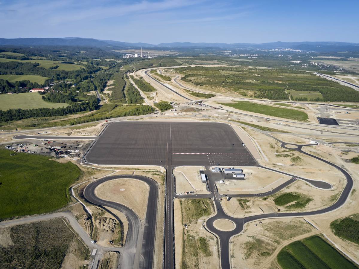 IN PICS: New BMW Test Track for Automated Driving - News18