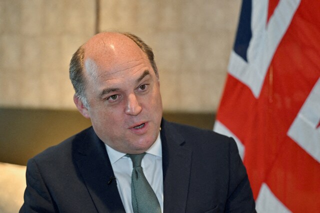 UK Defence Secretary Ben Wallace Resigns, Grant Shapps to Replace Him - News18