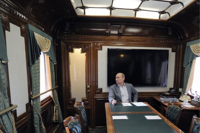Putin's 'Ghost' Train: Leaked Images Show What Russian President's Lavish Wagon Looks Like ...