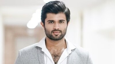Actor Vijay Deverakonda Launches His Broadcast Channel On Instagram ...