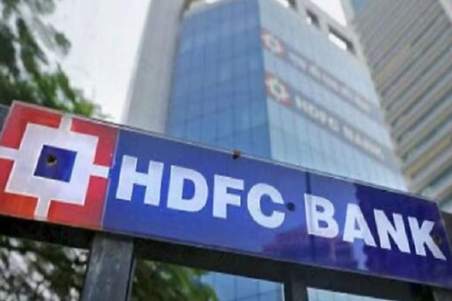 HDFC Bank Becomes First To Link Digital Rupee With UPI QR Code - News18
