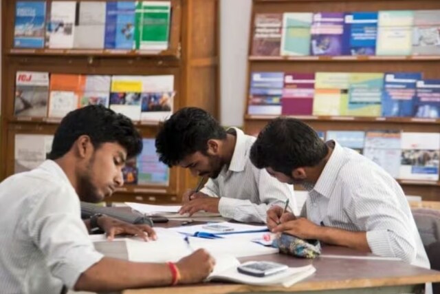 Indian Patent Office to Hire 900 People: DPIIT Secretary - News18