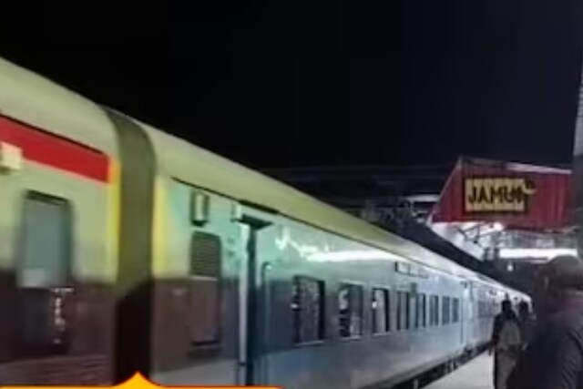 GRP Soldier Saves Woman And Child From Falling Off Train At Bihar's ...