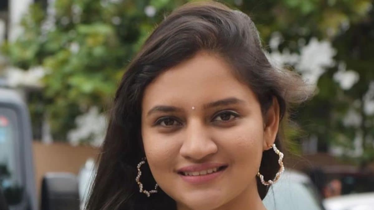 South Actress Ranjani Raghavan Shares Simple Yet Elegant Pictures, See ...