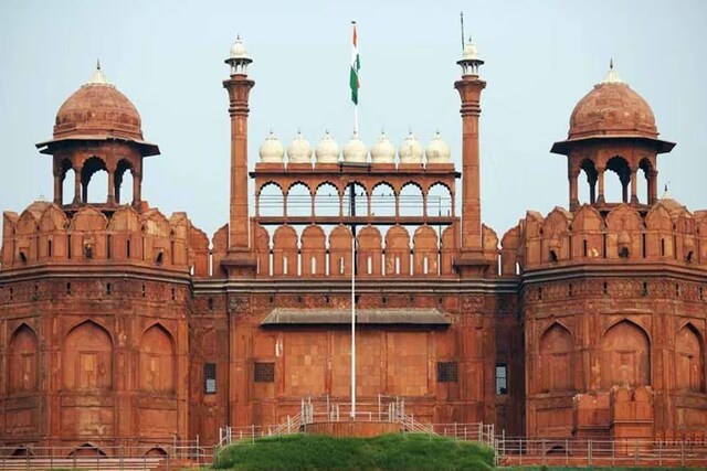 Opinion | How Zafar’s Red Fort Epitomised Carefree Living, Profligate ...