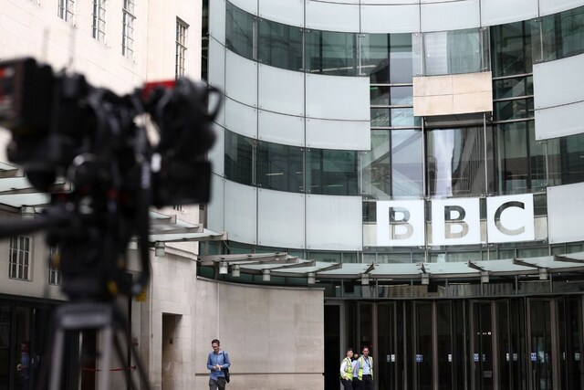 Bbc Suspends Presenter For Paying Rs 37 Lakh To Teenager For Sexually