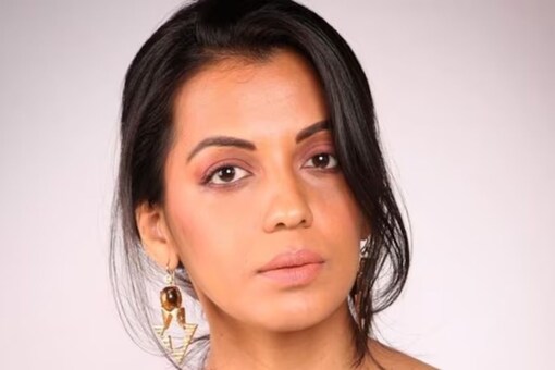 Did You Know Mugdha Godse Worked As A Saleswoman Before Entering ...