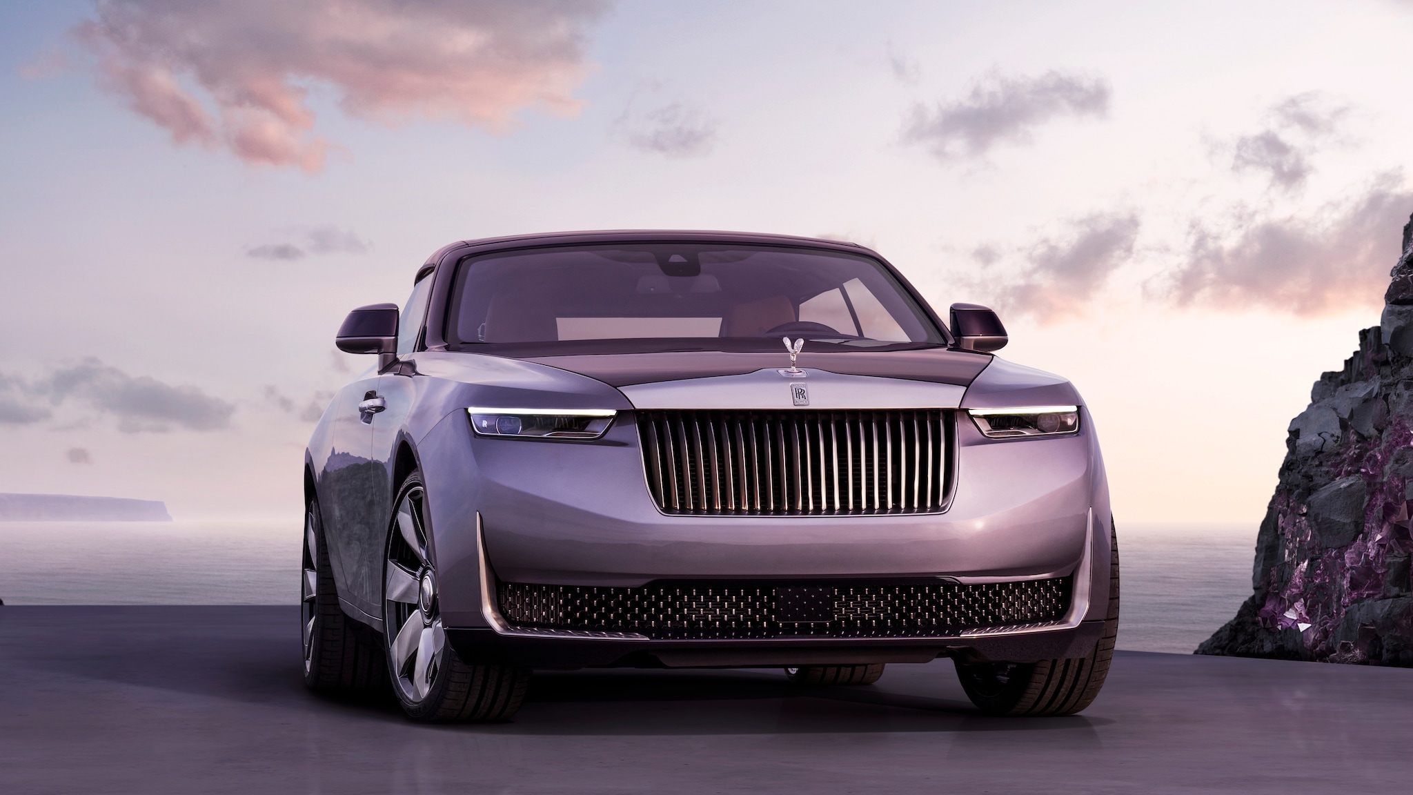Rolls-Royce Amethyst Droptail in Pics: See Design, Features, Interior ...