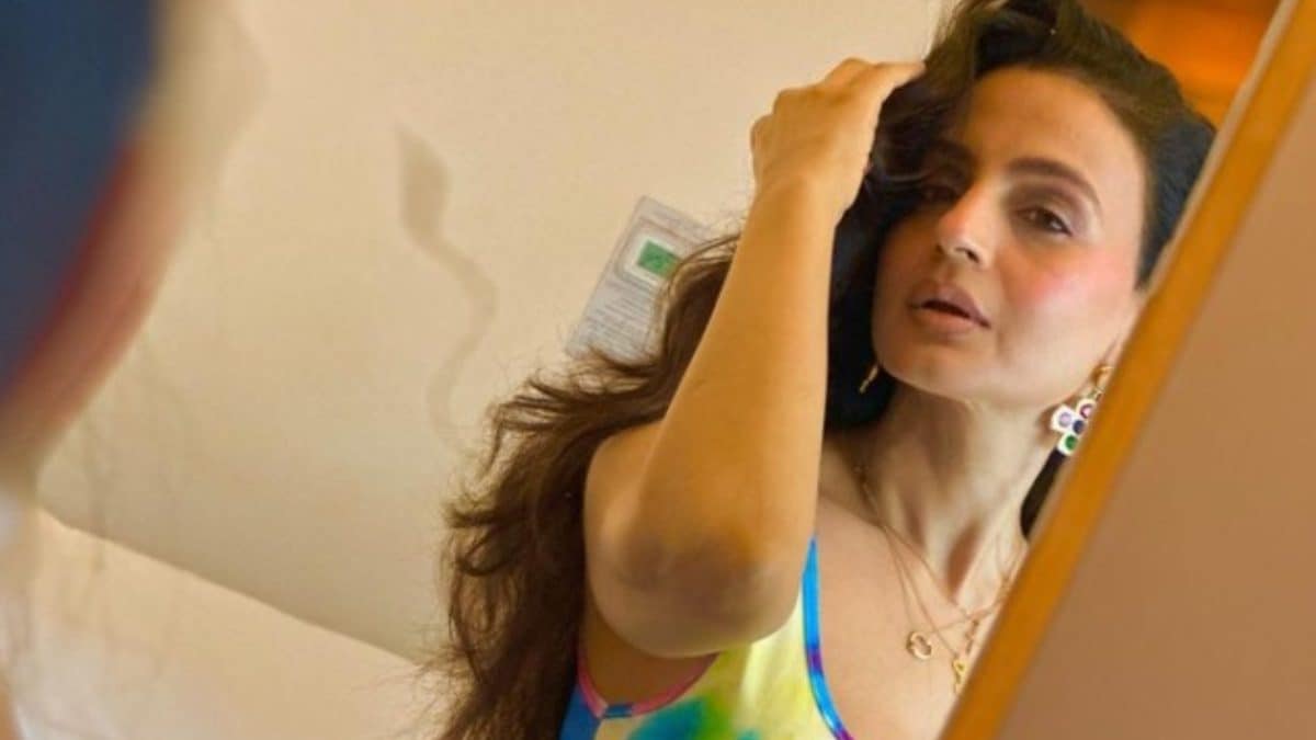 Ameesha Patel Opens Up About Doing Intimate Scenes, Kissing On Screen: ‘I Am Not...’ | Movies ...