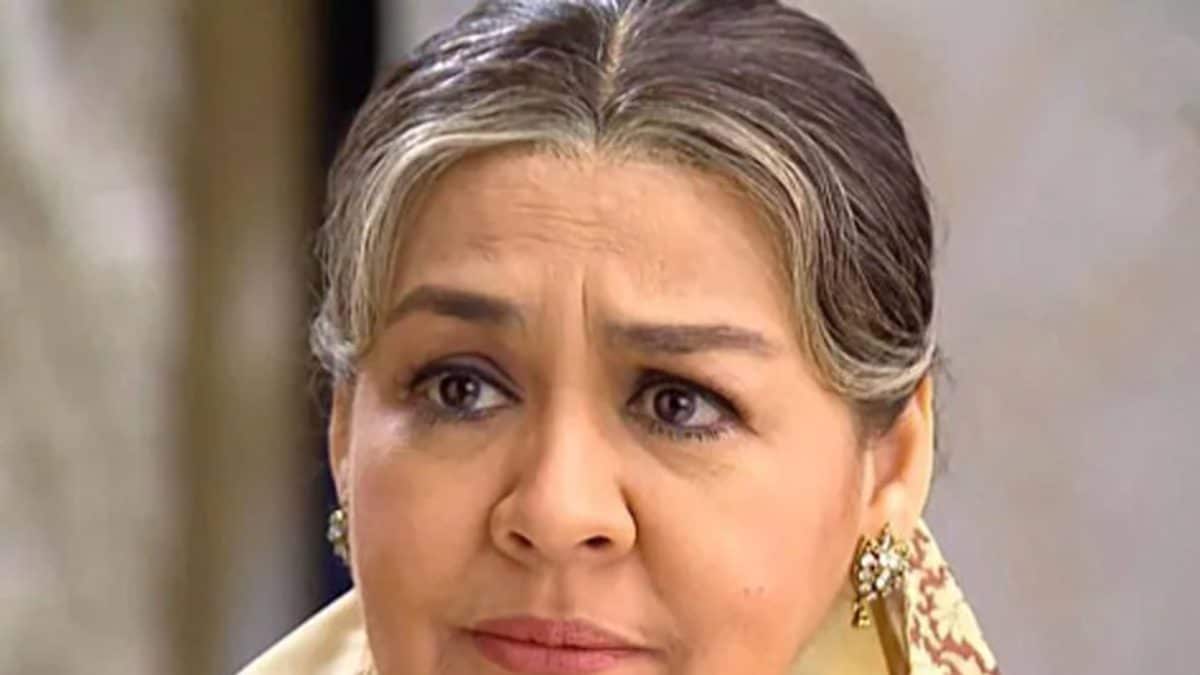 Farida Jalal Says She Was Asked to Play Jaya Bachchan's Mother-in-Law ...