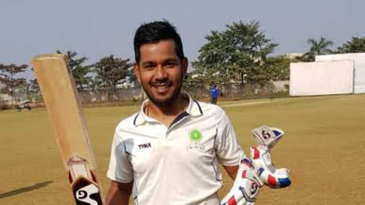 Punit Bisht, Batter Who Partnered Virat Kohli Day After His Father's Demise; Announces ...