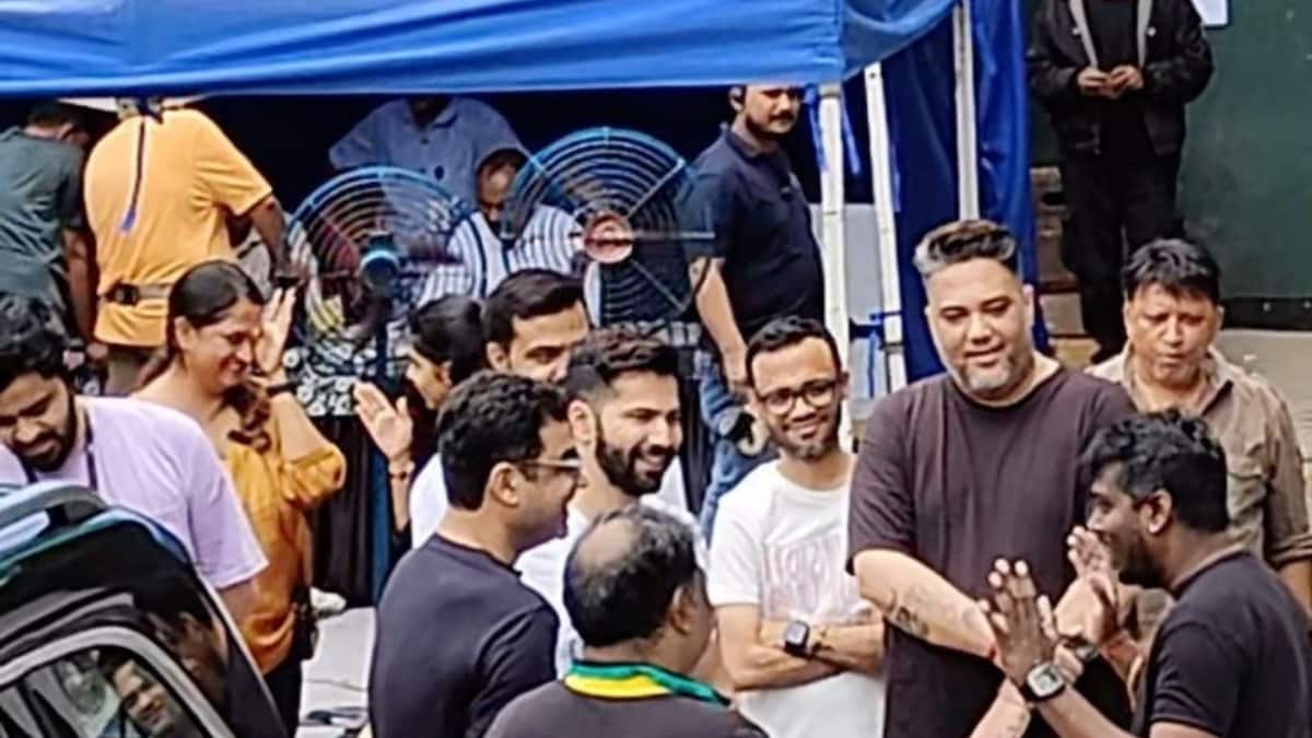 Is Varun Dhawan Shooting For VD18 Promo? Actor Spotted With Atlee In ...