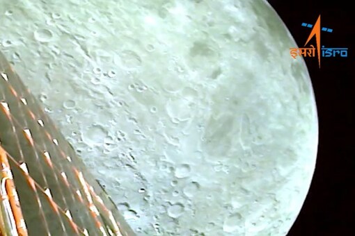 WATCH | First Look of Moon Captured by Chandrayaan 3 During Lunar Orbit ...