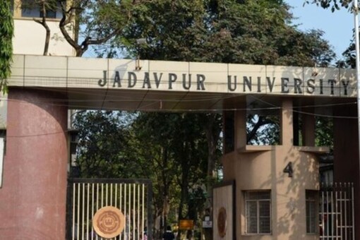 Around 5,000 Students Receive Degrees, Certificates at Jadavpur ...