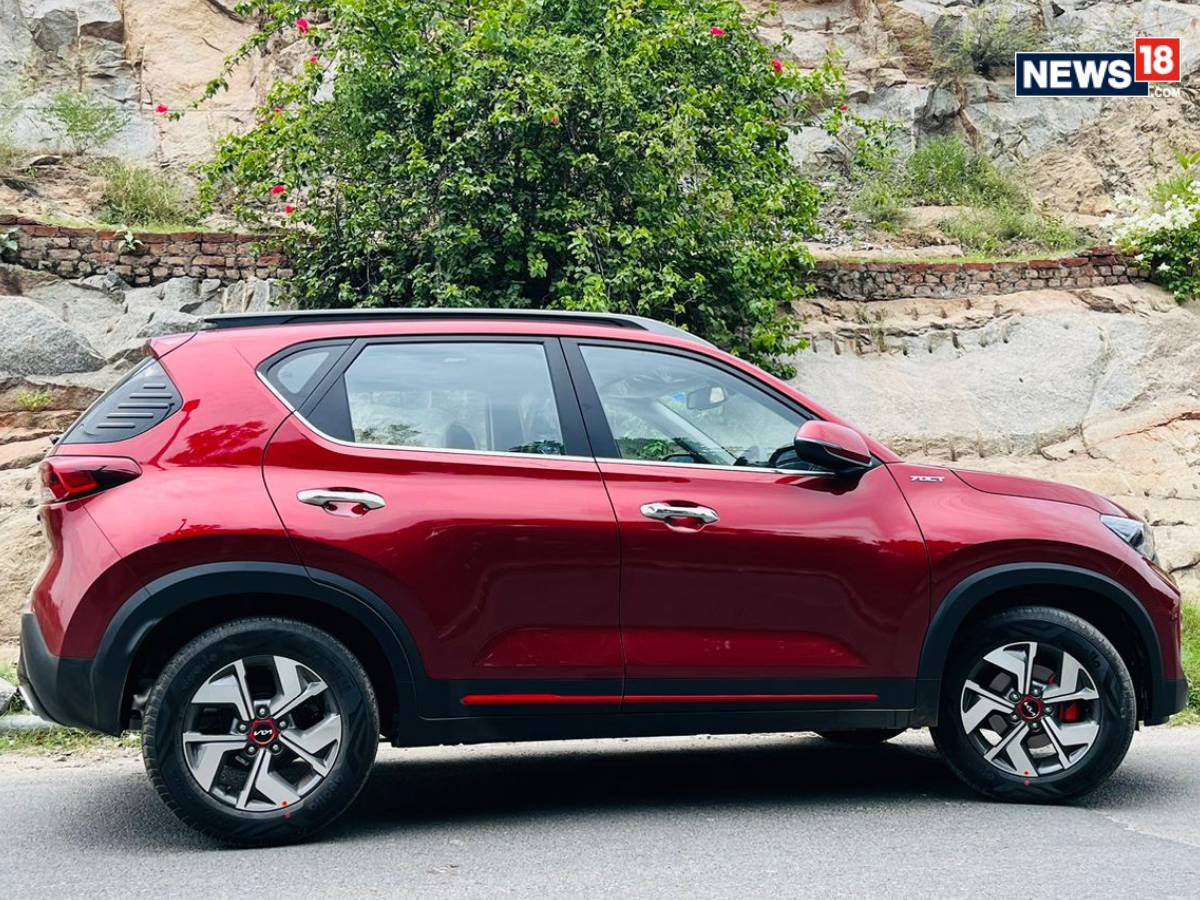 Kia Sonet GT Line in Pics: See Design, Features, Interior and More in ...