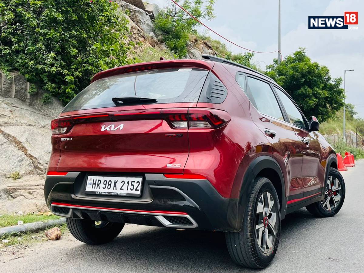 Kia Sonet GT Line in Pics: See Design, Features, Interior and More in ...
