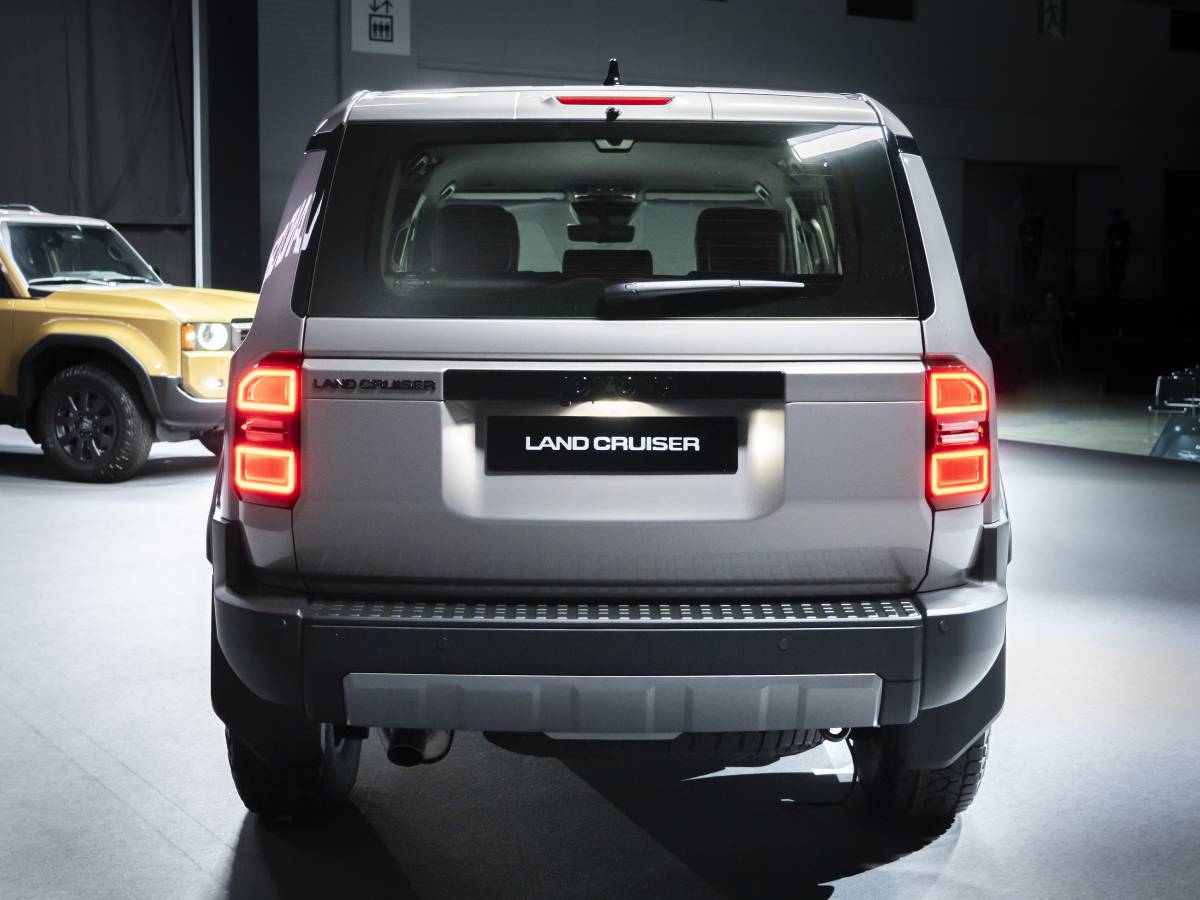 All New Toyota Land Cruiser Prado in Pics: See Design, Feature ...