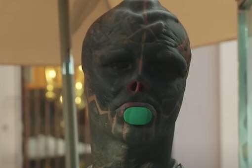 Man Who Sliced Off His Nose To Look Like Alien Says, 'He Was A Sexy Guy ...