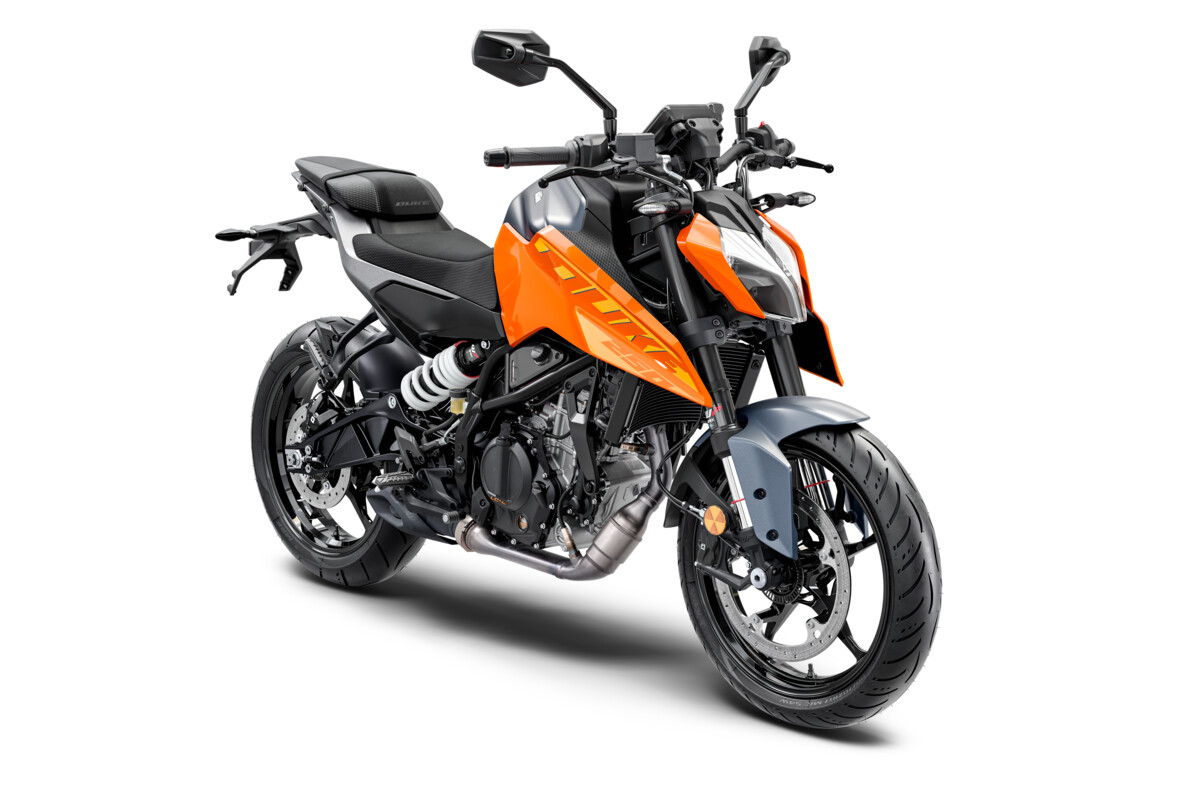 2024 KTM 250 Duke in Pics: See Design, Features and More in Detail - News18