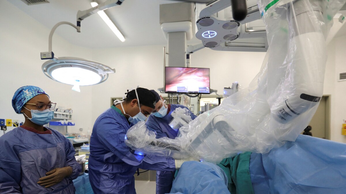 B'luru Hospital Successfully Restores Severed Arm Via Complex Hand ...