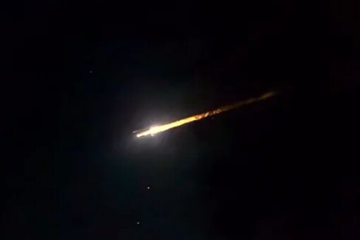Meteor-like Light Sparks Melbourne's Night Sky, Later Turns Out to be ...