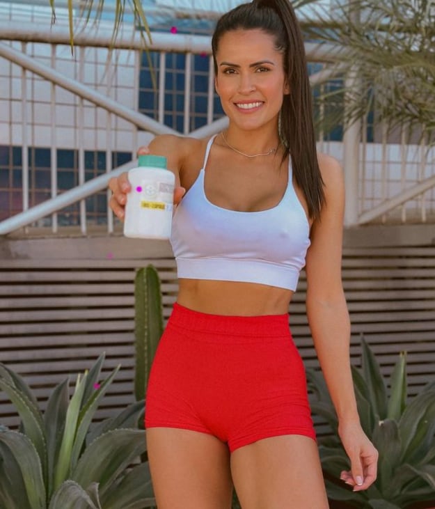 Brazilian Fitness Influencer Larissa Borges Dies at 33 after Cardiac ...